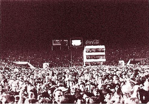 U2gigs.com photos » Joshua Tree Tour » 1987-12-05 - Tampa