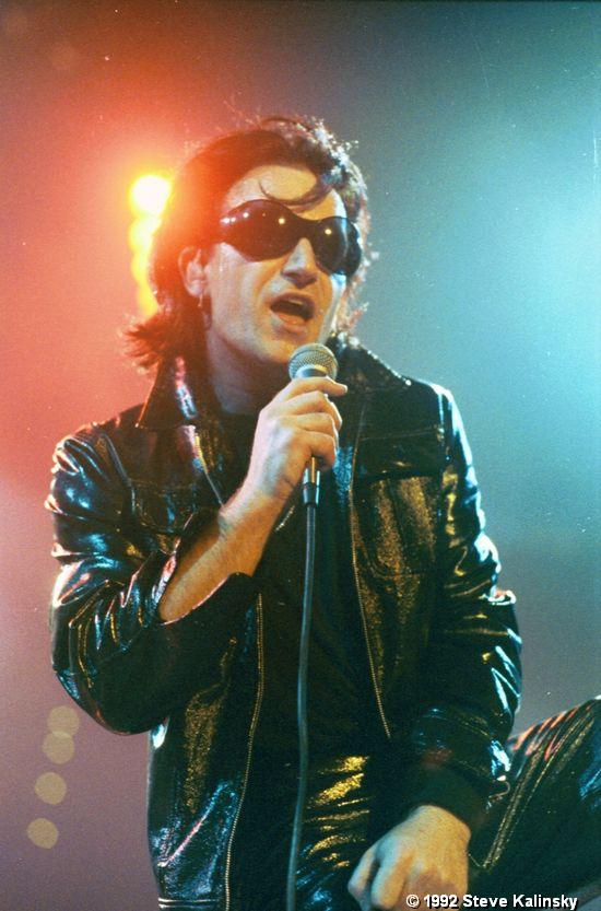 U2gigs.com photos » Zoo TV Tour Indoor » 1992-03-26 - Cleveland ...