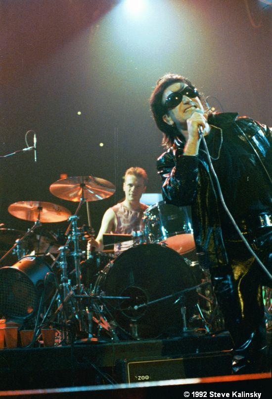 U2gigs.com photos » Zoo TV Tour Indoor » 1992-03-26 - Cleveland ...