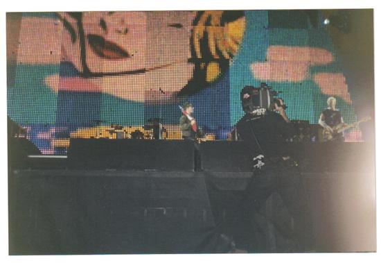 U2gigs.com photos » Popmart Tour » 1997-09-11 - Lisbon