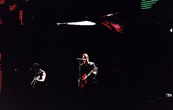 U2gigs.com photos » Popmart Tour » 1997-11-14 - Miami (Pictures by ...