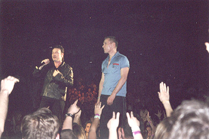 U2gigs.com photos » Elevation Tour » 2001-03-30 - Atlanta