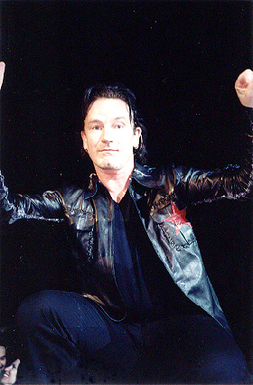 U2gigs.com photos » Elevation Tour » 2001-04-03 - Dallas