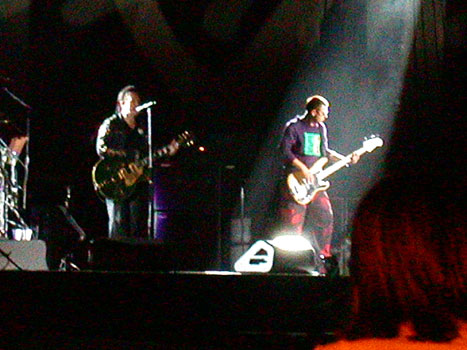 U2gigs.com photos » Elevation Tour » 2001-09-01 Slane (pictures by ...
