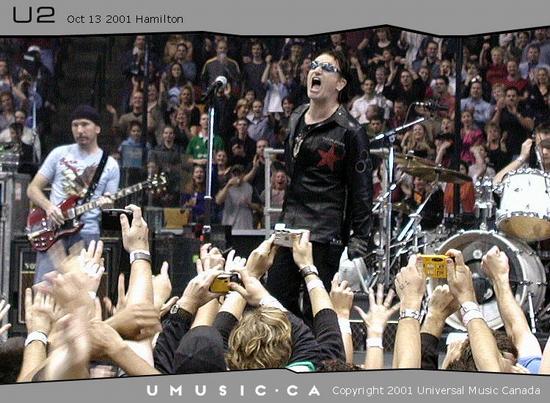 U2gigs.com photos » Elevation Tour » 2001-10-13 Hamilton (pictures by ...