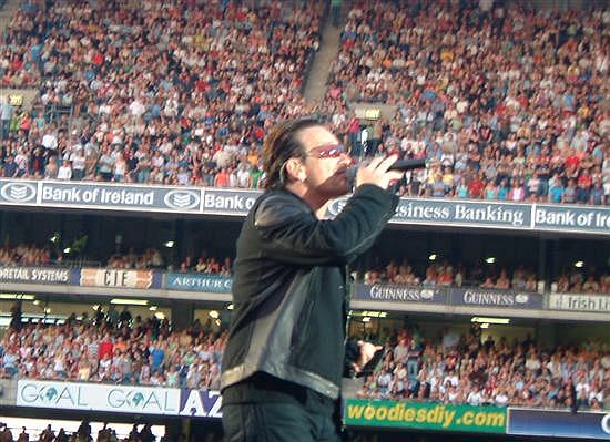 U2gigs.com photos » Vertigo Tour » 2005-06-27 - Dublin