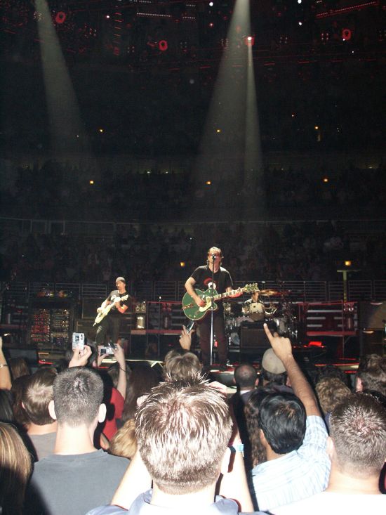 U2gigs.com photos » Vertigo Tour » 2005-09-21 - Chicago (Pictures by ...