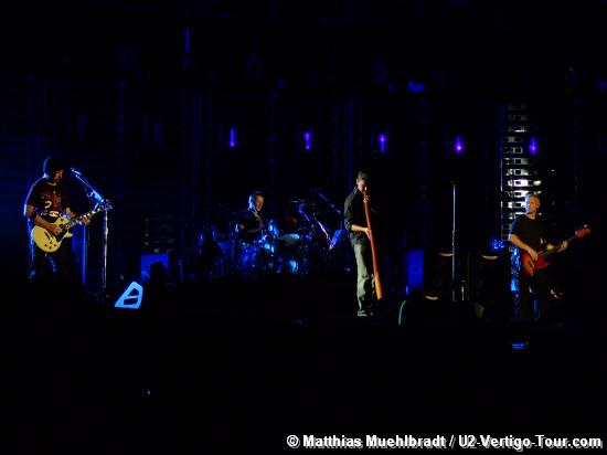 U2gigs.com photos » Vertigo Tour » 2006-11-07 - Brisbane