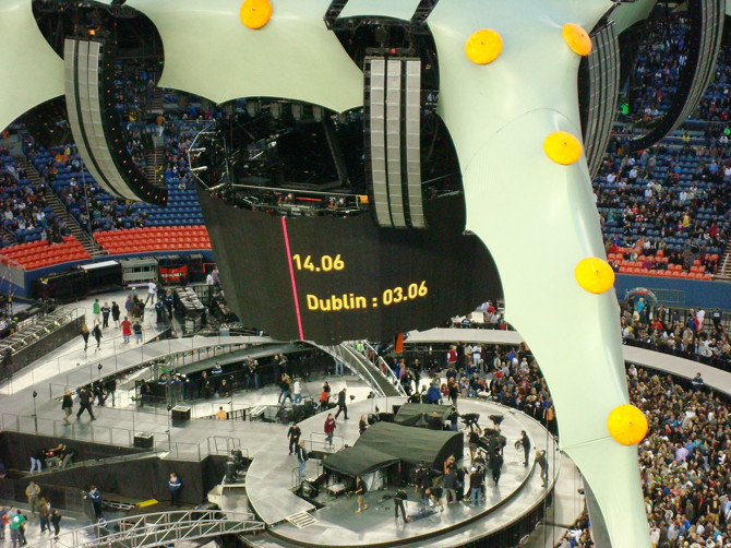 U2gigs.com photos » 360° Tour » 2011-05-21 - Denver