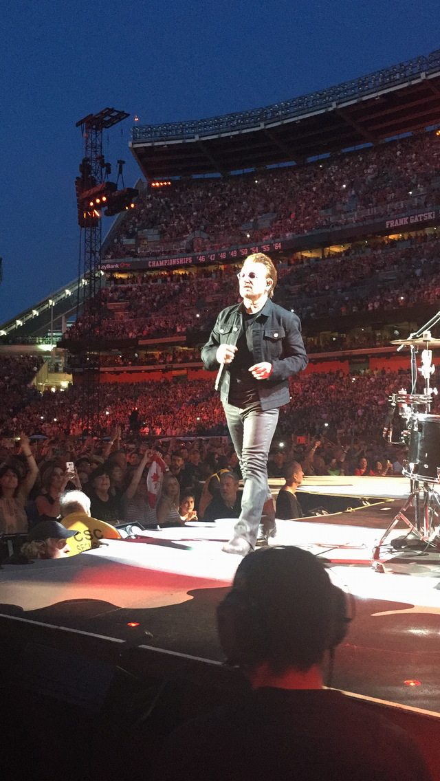 U2gigs.com photos » 2017 - The Joshua Tree Tour 2017 » 2017-07-01 ...