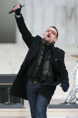 U2gigs.com photos » Various » 2009-01-18 We Are One